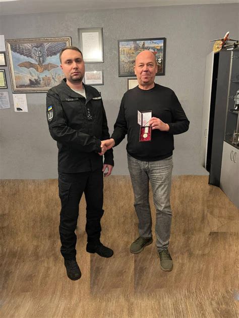 Ukrainian Army Patches Ukraine Aid Operations