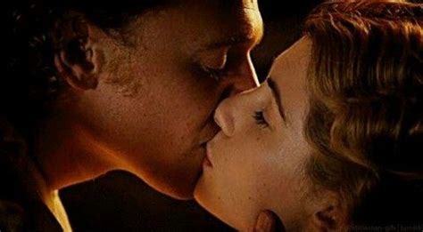 Pin By Stephanie Calvert On Tom Hiddleston Tom Hiddleston Loki Avengers Imagines