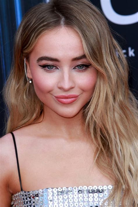 Top 19 Famous Young Actresses Under 25 Hood Mwr