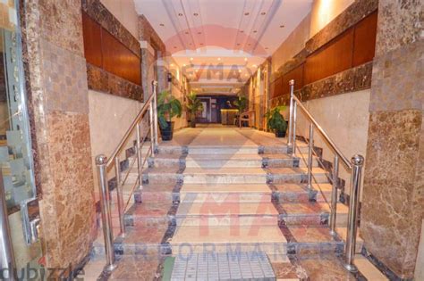 شقه للبيع 176 م لوران شارع محمود محارم متفرع من شارع الاقبال شقق