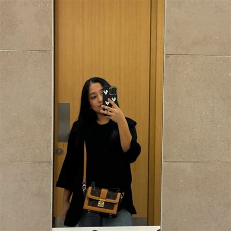 Reeya Reeya8980 On Threads