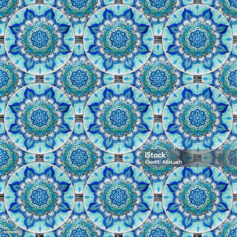 꽃 무늬가있는 아크릴 페인트로 손으로 그린 장식 용 세라믹 접시 세트에서 원활한 배경 0명에 대한 스톡 사진 및 기타 이미지 0명 강렬하고 밝은 색상 고대의 Istock