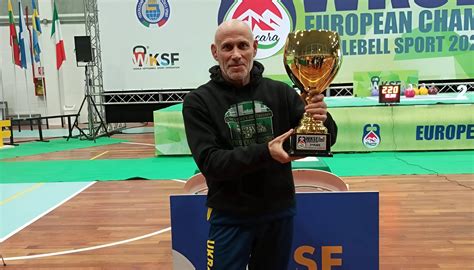 Ветеран із Чернігівщини впяте встановив світовий рекорд із гирьового спорту