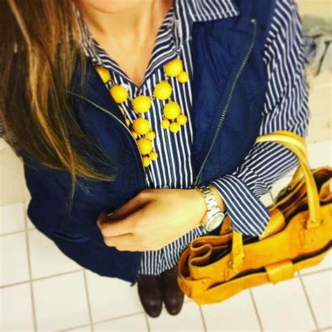 Navy And Yellow Are A Classic Color Combination Latest Business