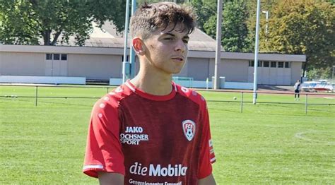 Miran Ramadani Ylli Në Ngritje I Futbollit Që Së Shpejti Do Ti Fusë Në “luftë” Zvicrën