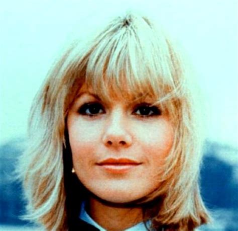 Glynis Barber Cv Born 1955 Gallery