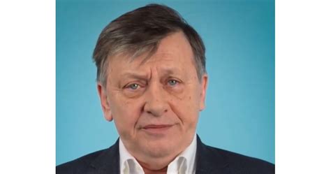 КС на Румъния отхвърли жалбите срещу кандидата за президент Крин Антонеску