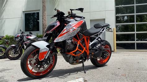 2018 Ktm Super Duke 1290 R Walk Around Video Youtube