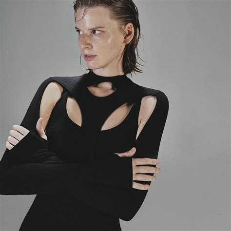 Round Neck Long Sleeve Sexy Cutout Slim Fit Sheath Design Dress Uniqistic Com