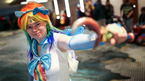 Rainbow Dash Gala Cosplay