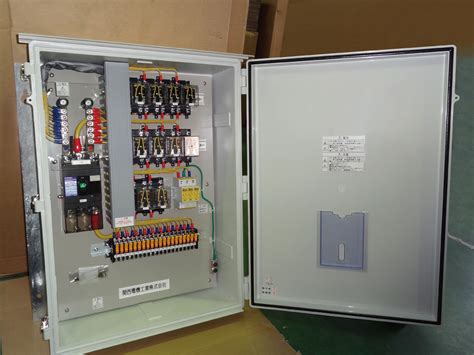 タカチ電機工業 防水・防塵 ボックス（株式会社タカチ電機工業）の製品情報 Apérza Catalog（アペルザカタログ） ものづくり産業向けカタログサイト