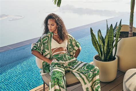 Model Mari Mmg Models