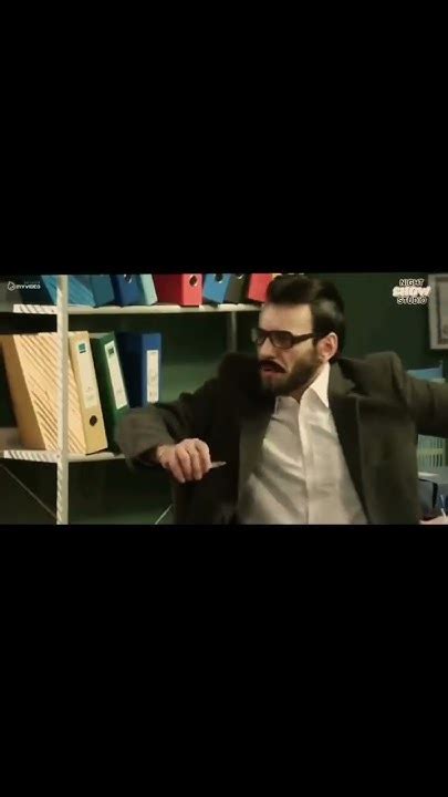 შუაქალაქში სანდრო 🤣 Youtube