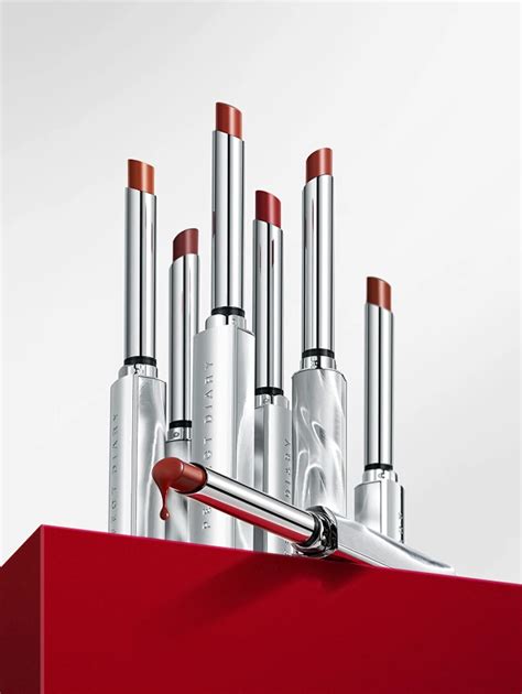 完美日记拍摄 花瓣网