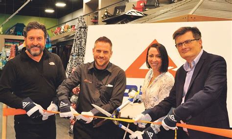 Prévost Canac Inaugure Son 30e Magasin Journal Le Nord