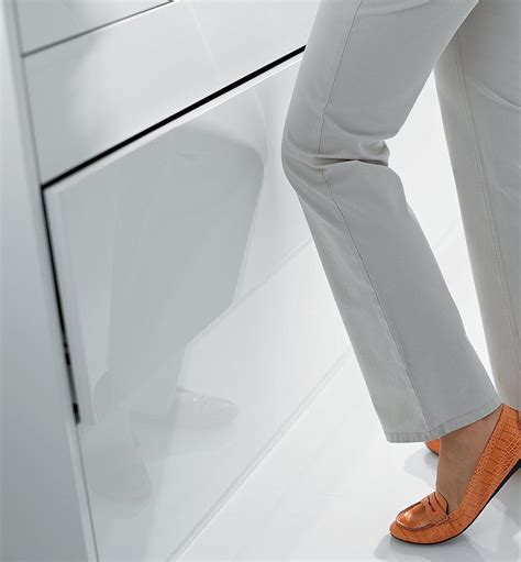 Blum Tip On Movento Drawer Slides Lee Valley Tools