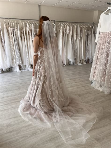 Madi Lane Wedding Dress Save 62 Stillwhite