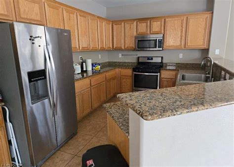 10046 Dancing Lasso Ct Las Vegas Nv 89178 For Sale 550000 Mls 2643981 Redfin