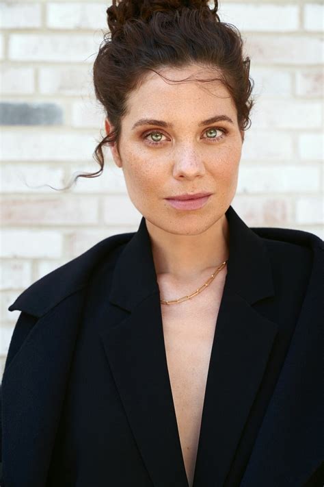 Isabel L Amaze Models