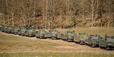 Швеція створить центри обслуговування військової техніки поблизу України Новини