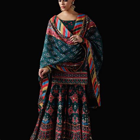 Popat Kunjar Kurta With Garara Mayyur Girotra
