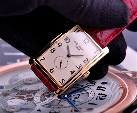 18k黄金 Patek Philippe百达翡丽 Gondolo系列 5009j 手动机械女表