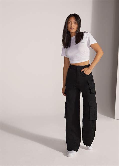 The Favorite Cargo Black 2 How To Style Cargo Trousers 8 Pocket