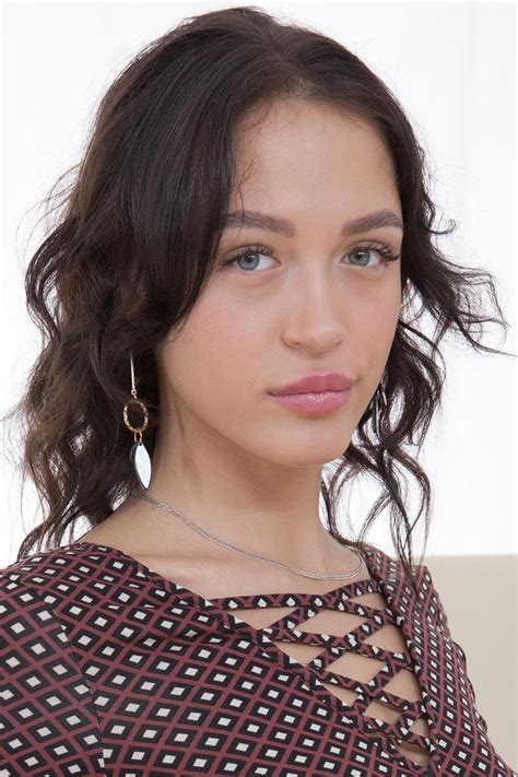 Kris The Foxx Profile Images The Movie Database Tmdb