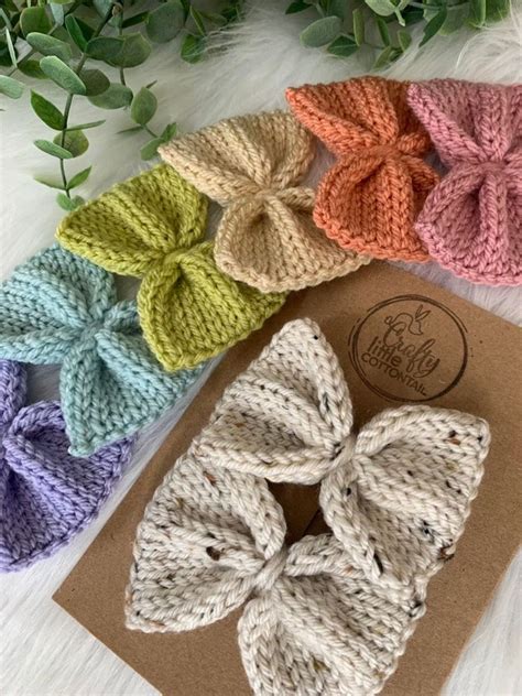 Crochet Bows Are Our New Favourite Quick Yarn Project Crochet Gloves