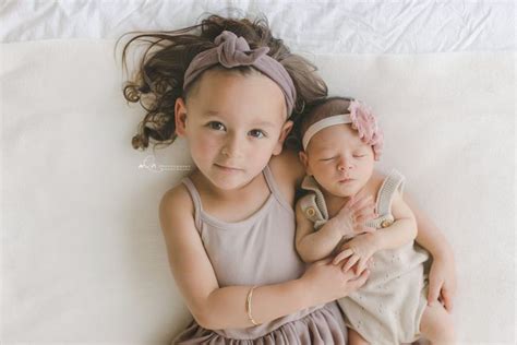 Mini Vs Custom Photography Sessions What You Need To Know Newborn