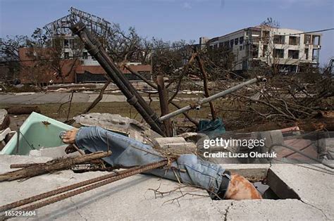 Hurricane Katrina Bodies Photos And Premium High Res Pictures Getty