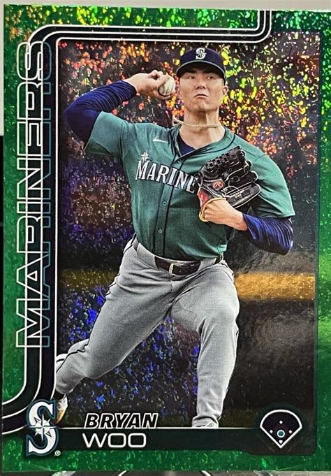Bryan Woo Green Rainbow 327 Prices 2025 Topps Baseball Cards