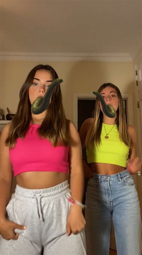 Girl Possessed By Alien Parasite G05 P03 By Evilgrlsnprettyfaces On