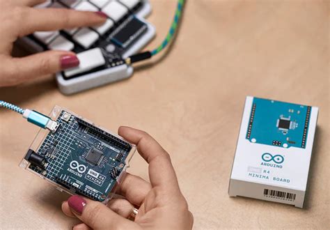 Arduino Uno R4 Minima Microcontroller Descritpion Features And Faqs