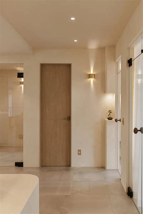 감각적인 유럽미장 포인트 모던 화이트and우드 41평 필라테스 센터 인테리어 남양주 다산동