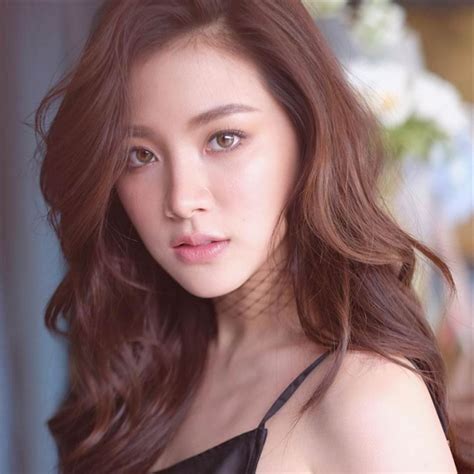 Stunning Viral B