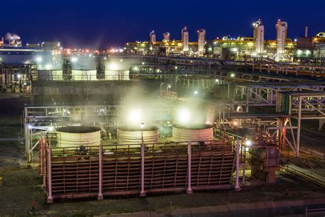 شانا نگاهی به محیط صنعتی پالایشگاه گاز شهید هاشمی‌نژاد