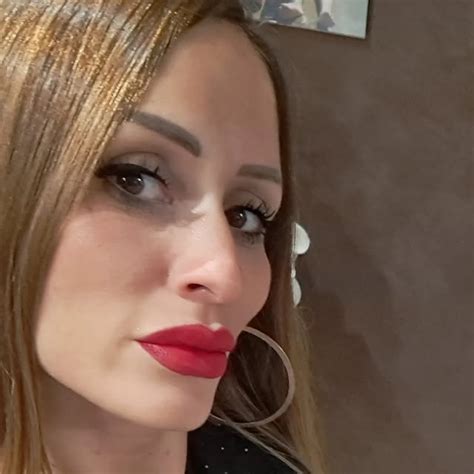 Daisy Daisy Daisy Threads Say More