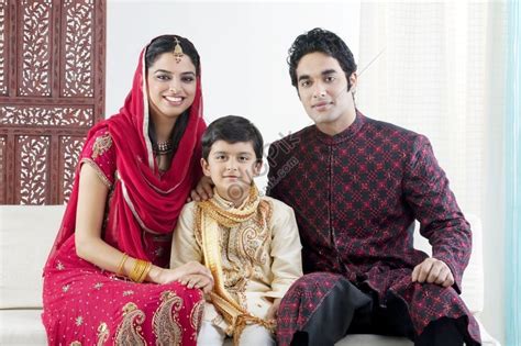 무슬림 가족의 초상 사진 무료 다운로드 Lovepik