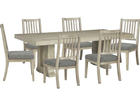 Hennington 7 Pc Dining Table