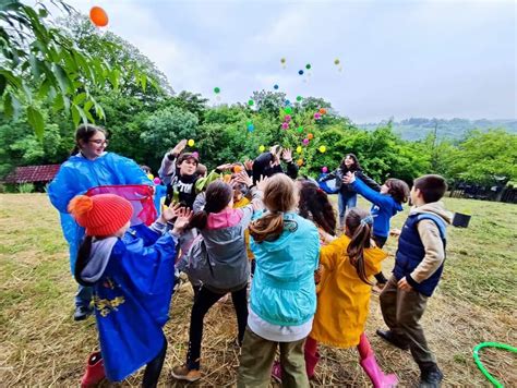 ჩვენი სტუდენტები არა მხოლოდ სწავლობენ არამედ ქმნიან დაუვიწყარ წუთებს და იღებენ დადებით ემოციებს