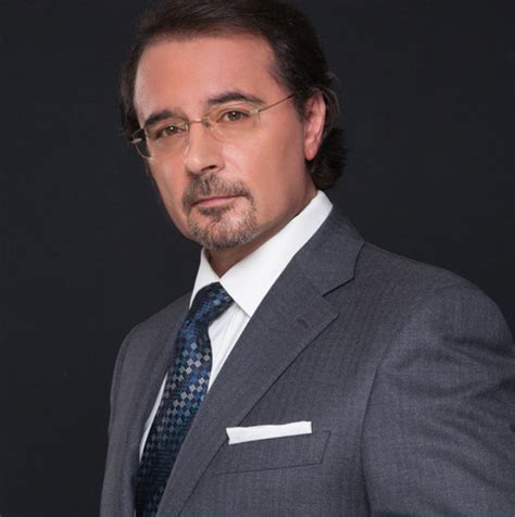 Ето я красивата избраница на олигархът Динко Динев с която ще се женят съвсем скоро Снимки За