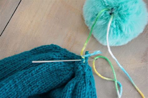 Easy DIY Pom Pom Hat