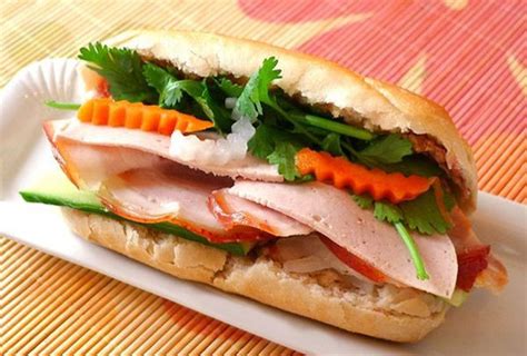 Cách Làm Bánh Mì Pate Chả Lụa Giòn Tan Thơm Ngon đậm đà