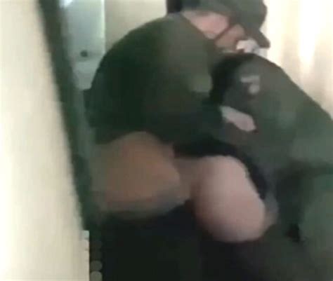閲覧注意ウクライナの戦場でめちゃくちゃにレ プされてる発見される動画あり ポッカキットポッカキット