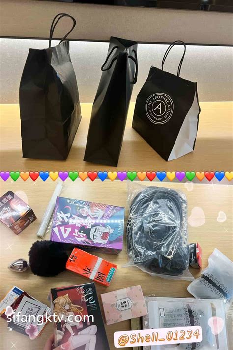 超极品在校学生萝莉贝贝露出啪啪与闺蜜骚自拍最新流出 疯狂骑乘快操飞了 性趣贴图