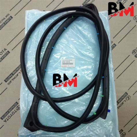 Jual Karet Pintu Belakang Fortuner Vrz Original 67871 0k150 67872 0k150