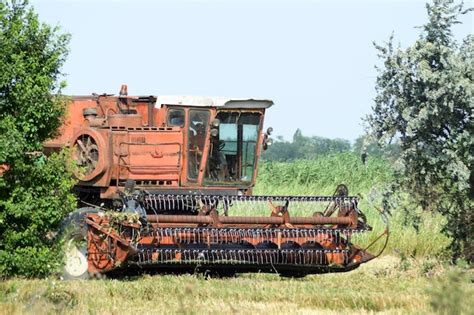 Premium Photo Old Rusty Combine Harvester