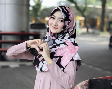 Gadis Ayu Melayu Gadis Ayu 5010