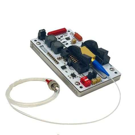 Combined Laser Diode Drivers And Current Sources With Up To 32 Watt Integrated Temperature